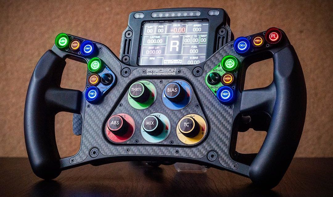 Anyone know which wheel Verstappen is using here? It looks great ...