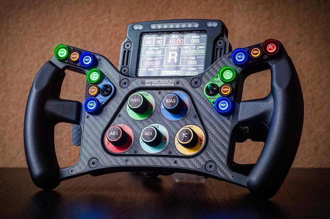 PRECISION SIM ENGINEERING : Un volant pour Verstappen au 12 heures de ...