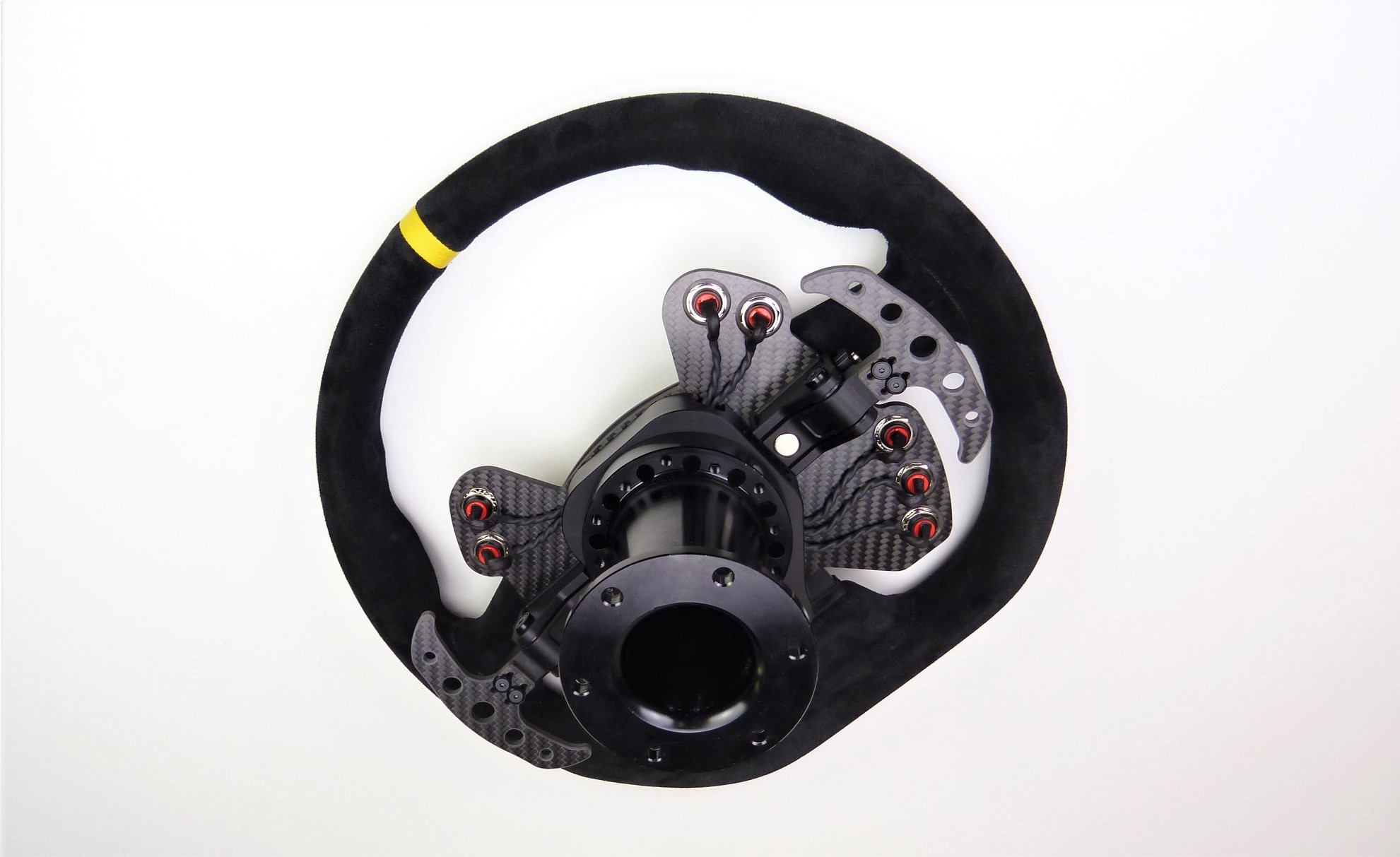 Une interprétation du volant de la Porsche GT3 Cup et un Hub pour SSRG ...